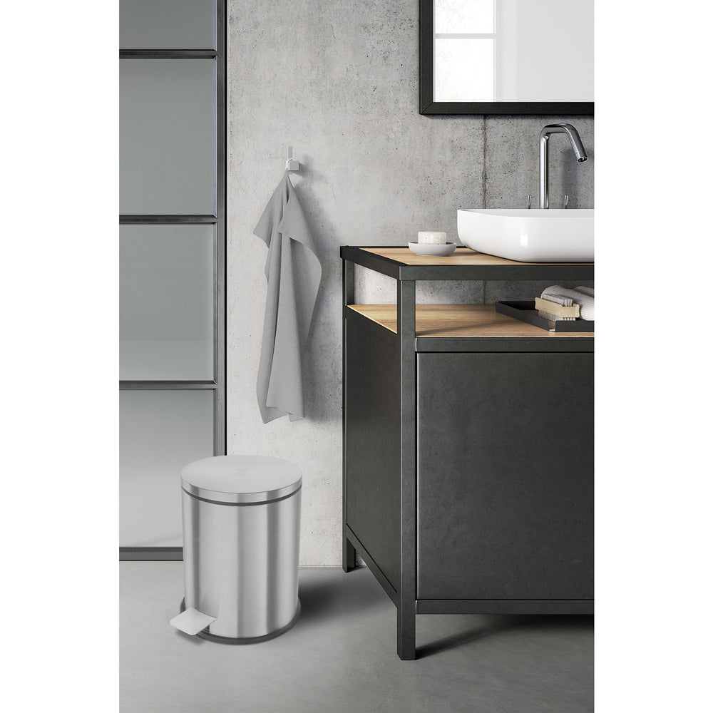 Zack Vasca 3 ltr Pedal Bin – Empire Warehouse